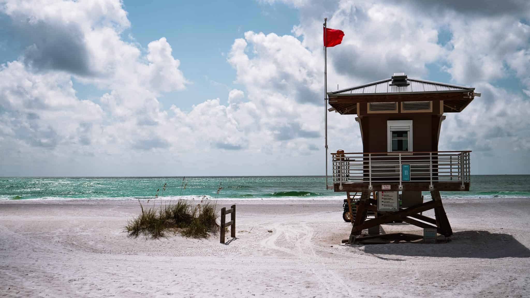 20 Prettiest Clear Water Beaches in Florida: Reviewed by a Local ...