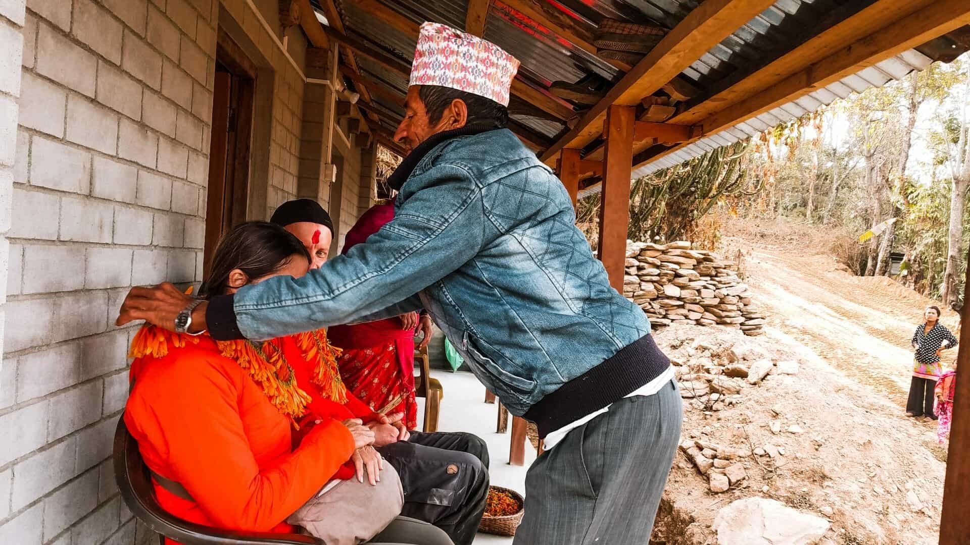 How to Hire a Porter in Nepal: Ultimate Guide for Trekking in Nepal ...