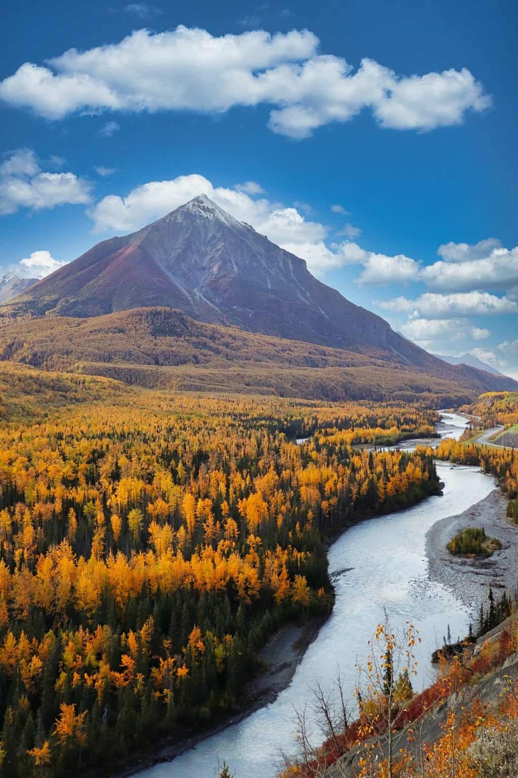 21 Fun & Interesting Facts About Alaska that you would love to know ...